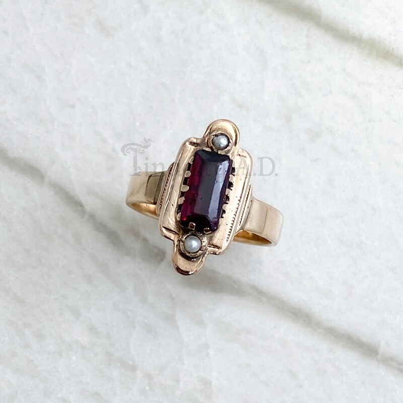 Victorian Ring - Etsy