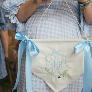 Custom Monogram Stork Crest Sign - Etsy