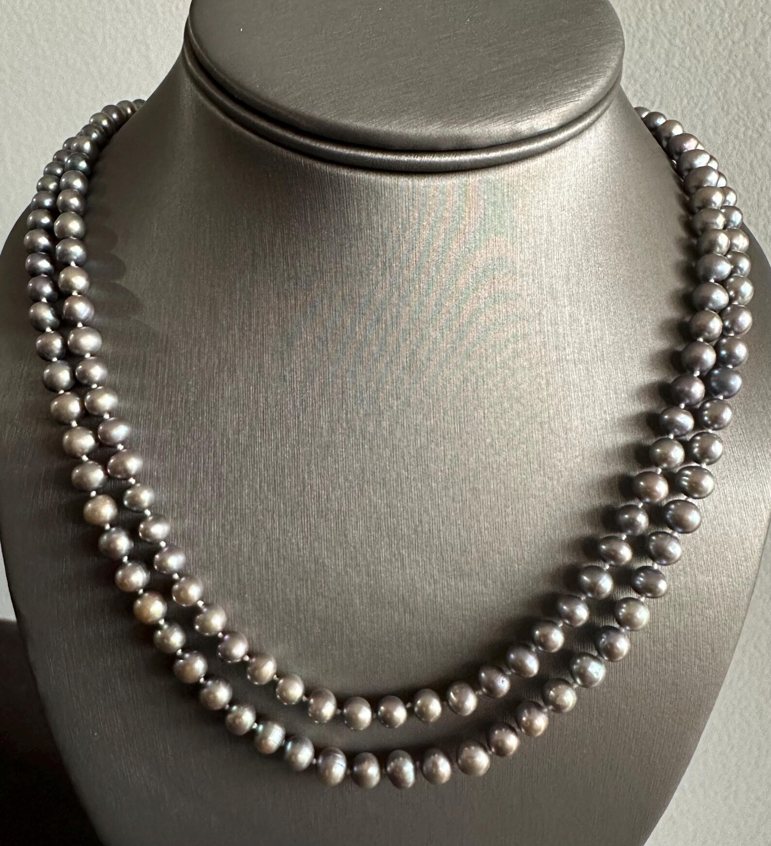 Double Strand of Gray Freshwater Pearls With 14k White Gold Clasp. 26 ...