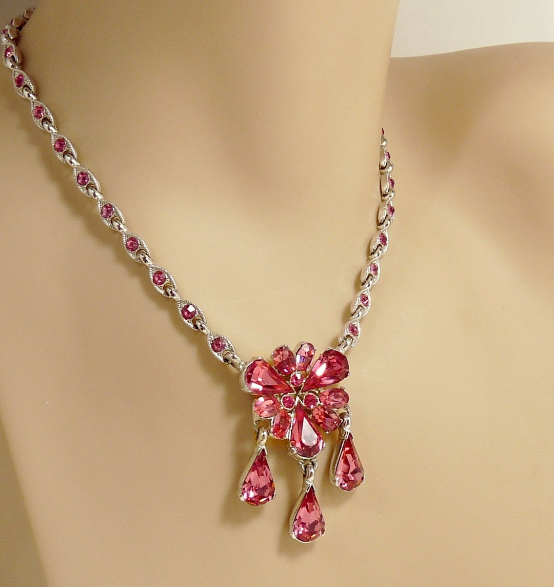 Vintage Pink Rhinestone Lavalier Necklace - Etsy