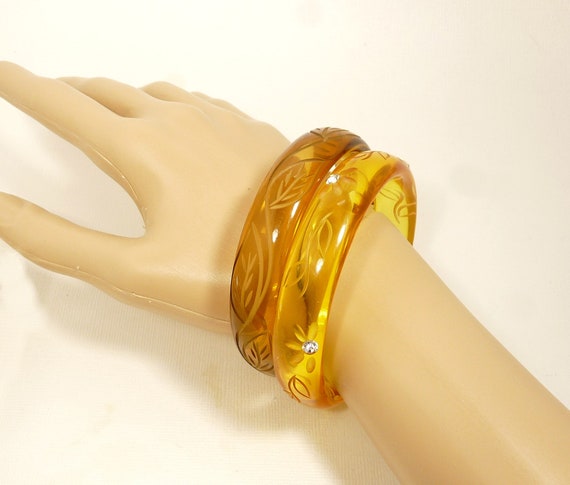 Pair 2 Vintage Yellow Carved Lucite & Rhinestone Bang… - Gem