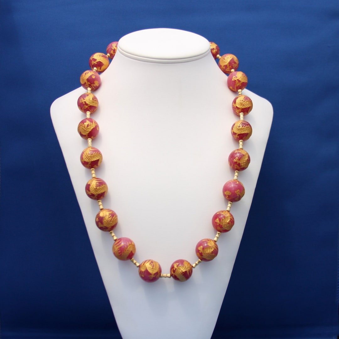 Jade Rojo Collar de Jade Joyería de Dragón Jade tallado a - Etsy España