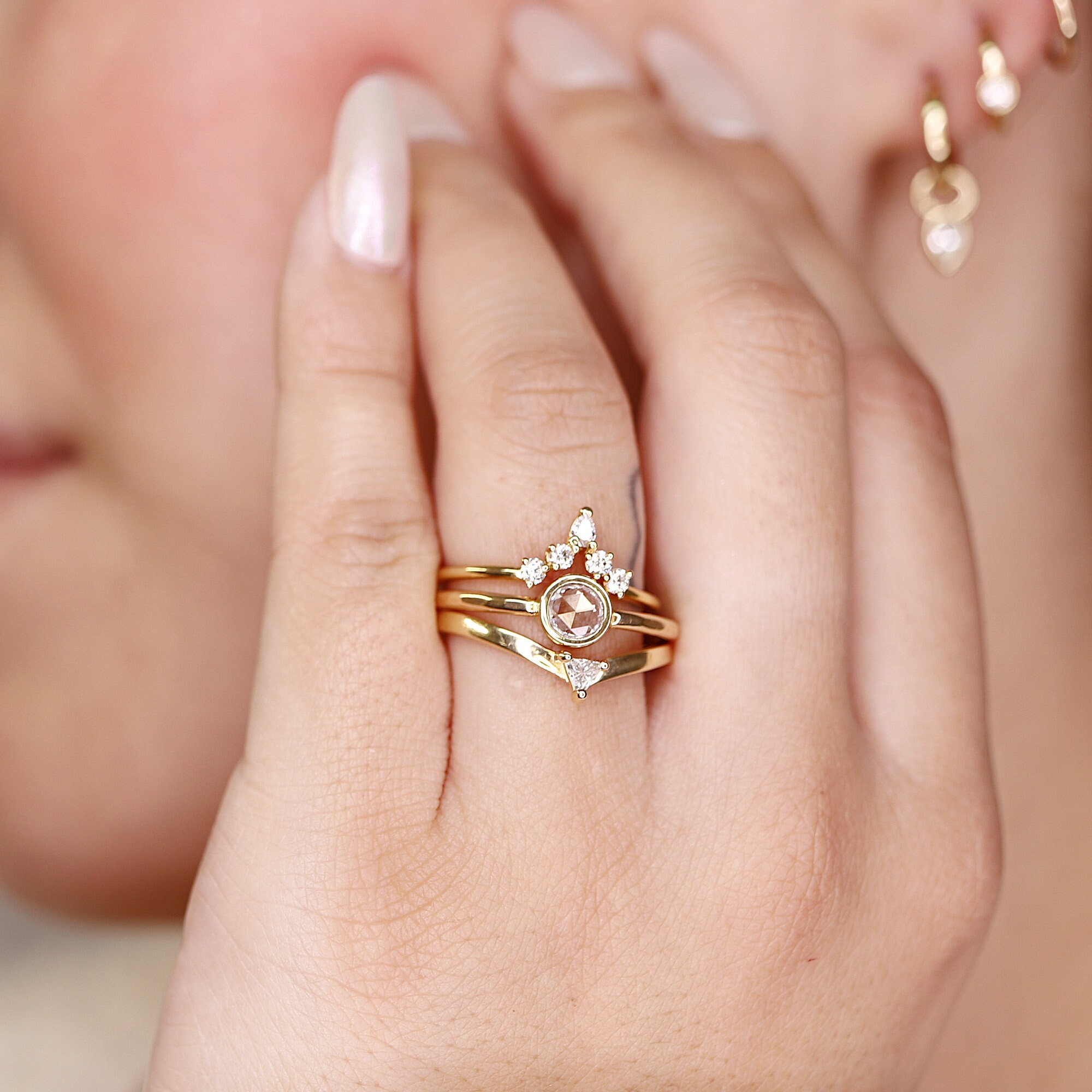 Chevron Wedding Band 14k Solid Gold, Curved Wedding Band, Alternative ...