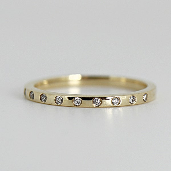 Flush Set Ring - Etsy