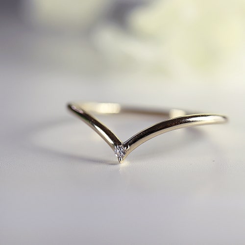 Chevron Wedding Band 14k Gold Chevron Ring Curved Wedding - Etsy