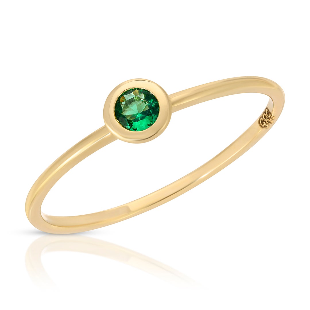 14k Gold Bezel Set Emerald Ring, Stacking Dainty Minimalist Ring, Green ...