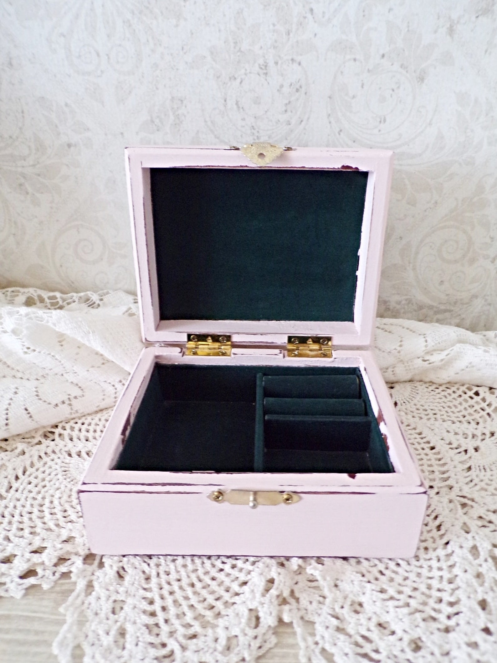 Shabby Pink Upcycled Jewelry Box - Etsy