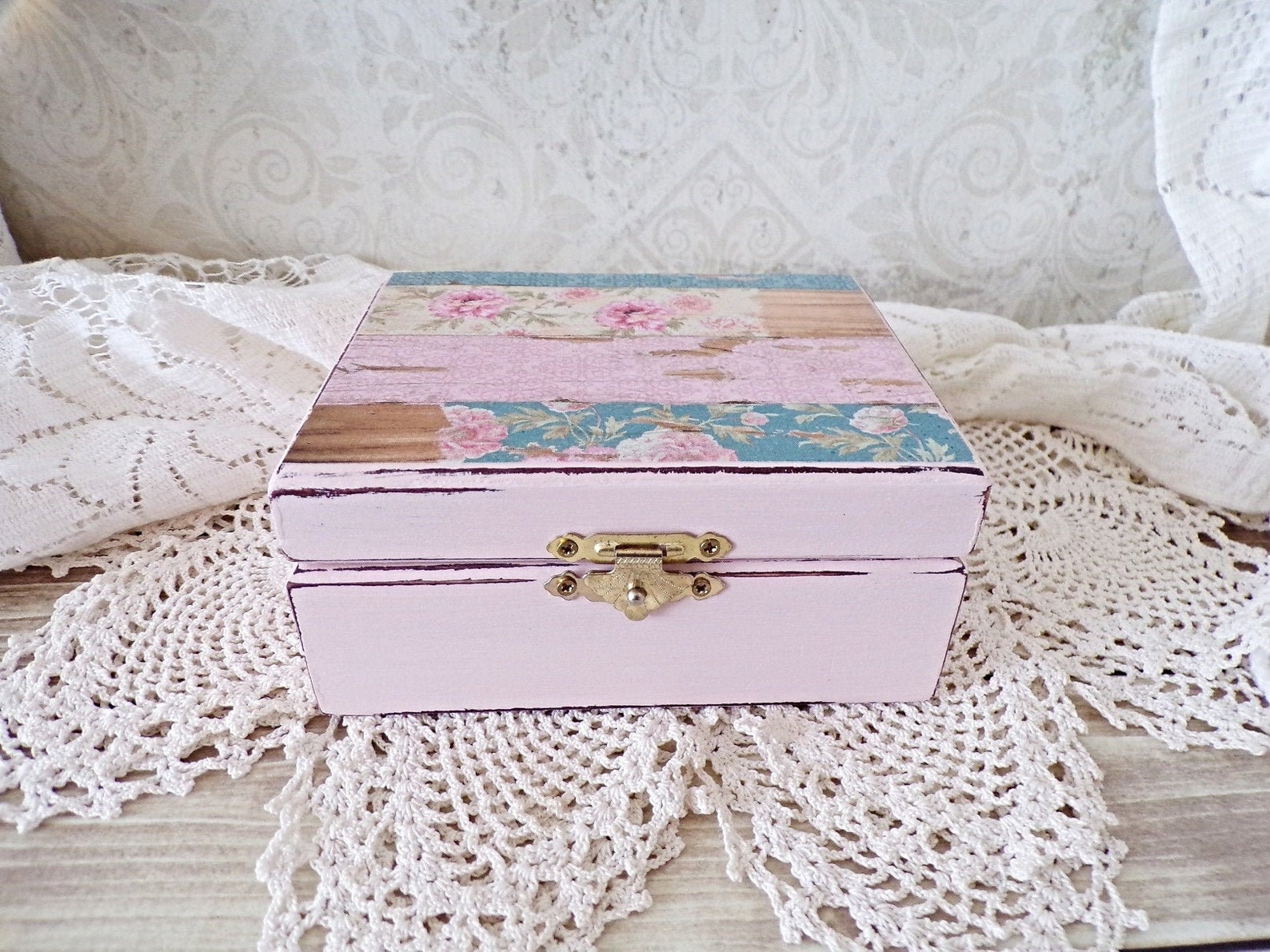 Shabby Pink Upcycled Jewelry Box - Etsy
