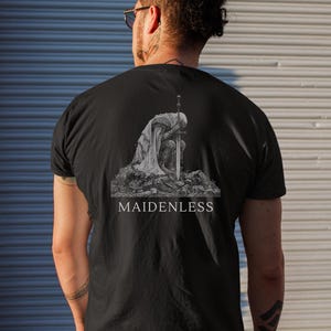Elden Ring T-shirt: Gothic Dark Souls Knight Graphic Tee - Etsy