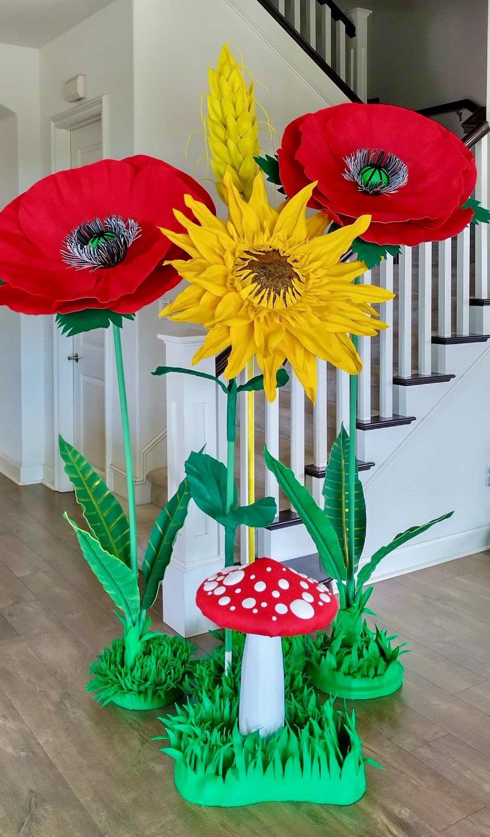 Giant Red Poppies- Perfect for a Wizard of Oz Theme, Large Flowers for ...