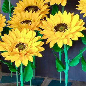Giant Foam Sunflower: Freestanding Photo Prop Decor, Wizard the Oz - Etsy
