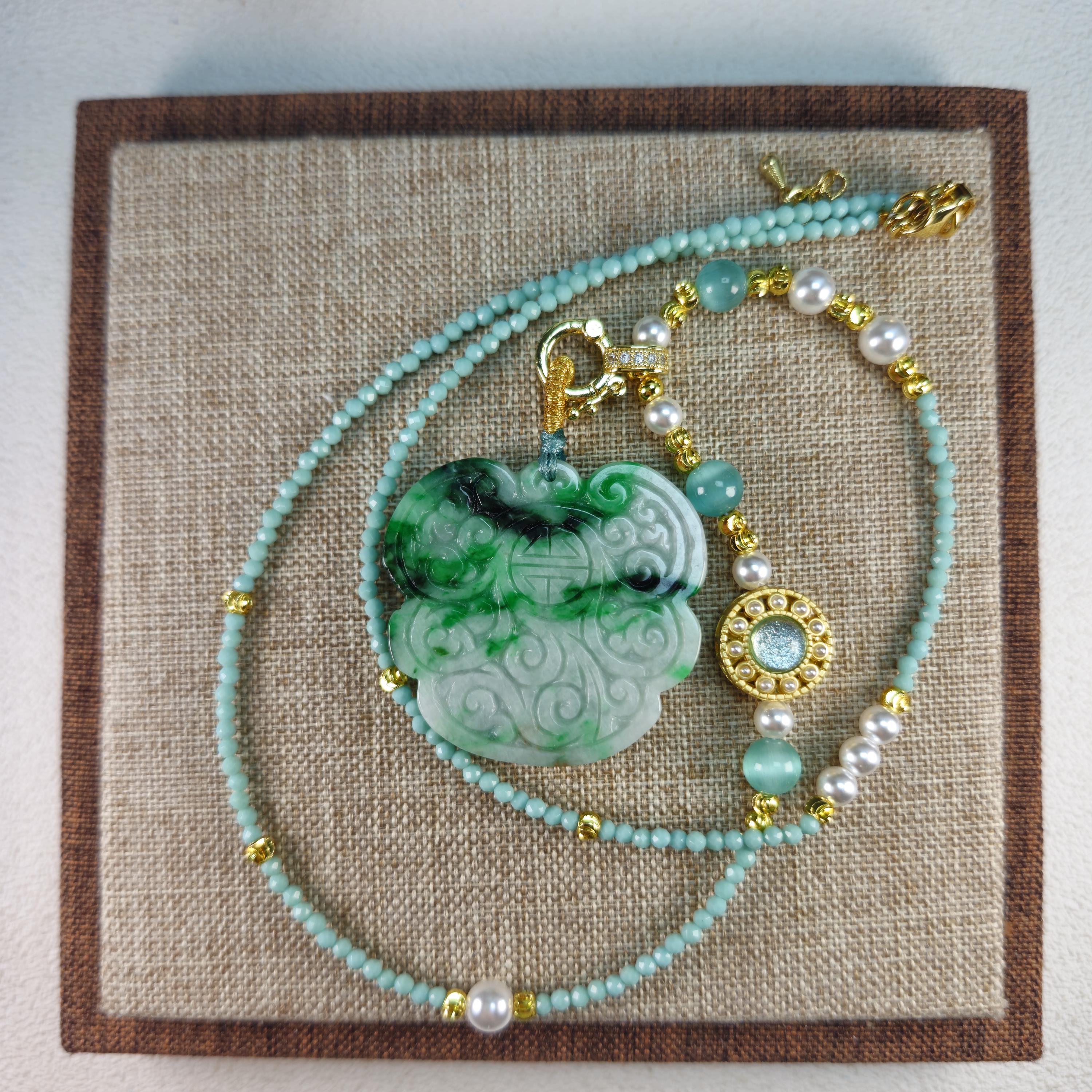 Grade A Jade Vintage Pattern Untreated Natural Jadeite Jade Pendant ...