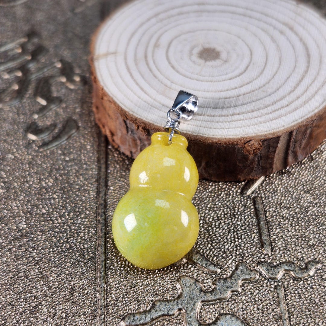 Type A Jade Gourd Shape Well Carved Untreated Natural Jadeite Jade S925 ...