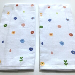 Tiny Flowers on White Set of 2 Thick Cotton Kitchen Towels, Dish Towel ...