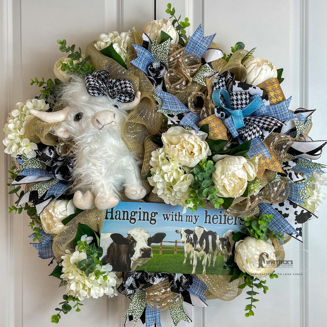 Rustic Farmhouse Highland Cow Wreath With Floral Accents | "hanging ...