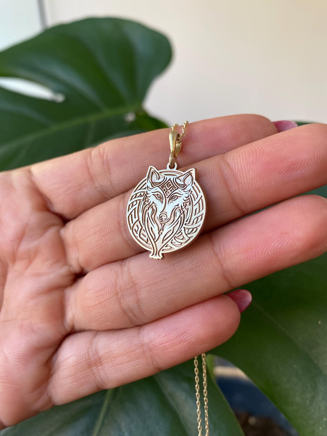 Celtic Wolf Pendant Necklace Symbol of Loyalty & Strength in 14K Gold ...