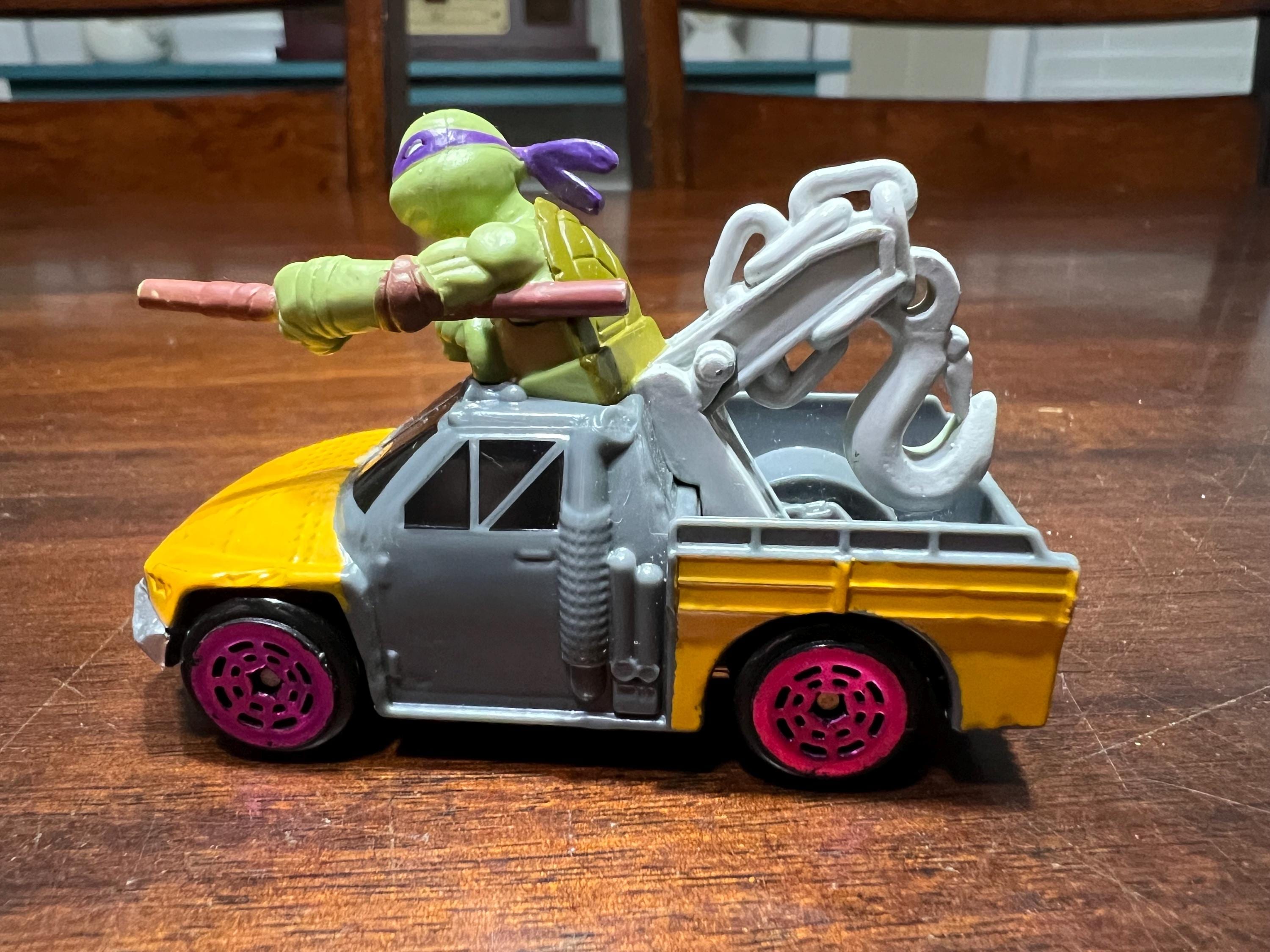 Playmates TMNT Donatello Tow Truck Diecast Car Teenage Mutant Ninja ...