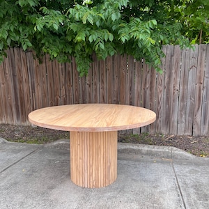 SIENNA - Custom Round Dining Table Fluted Base Pedestal Solid Wood ...