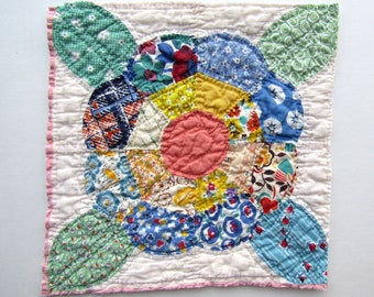 Graphic Vintage 1930's Octagonal Flower & Petals Quilt Section, Four ...