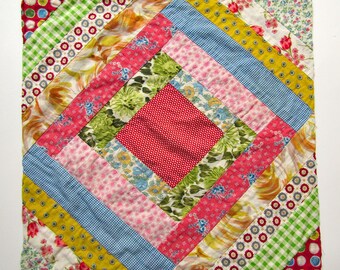Vintage 1930's and 40's Feedsack and Cotton Fabrics Scrappy Patchwork ...