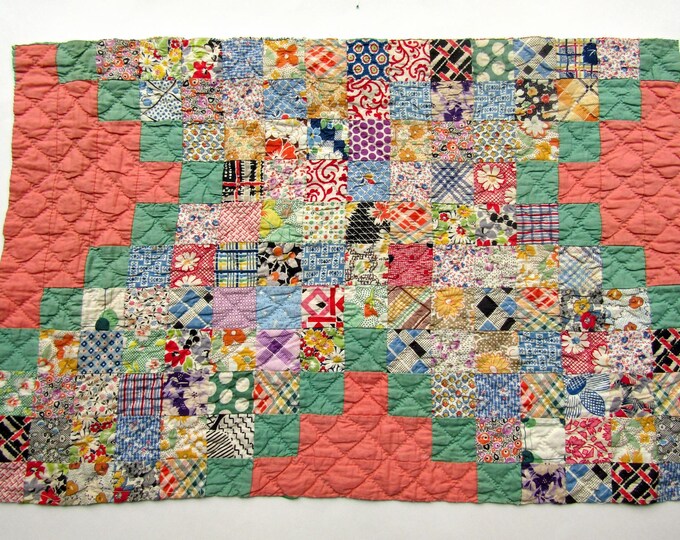 Vintage 1930's Postage Stamp, Chain Feedsack Cottons Quilt Piece, Quilt ...