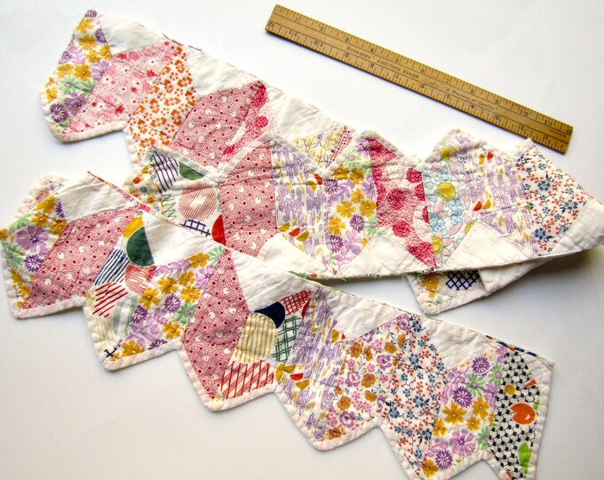 Vintage 1930's Quilt Scalloped Multi Fabrics Border Strip Piece for ...