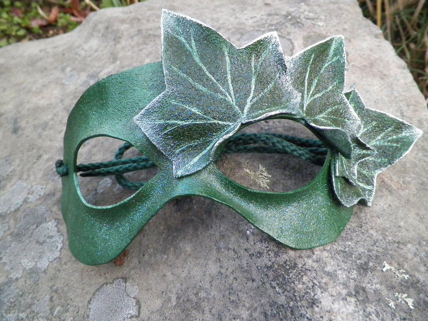 Ivy Leaf Folia Mask - Etsy