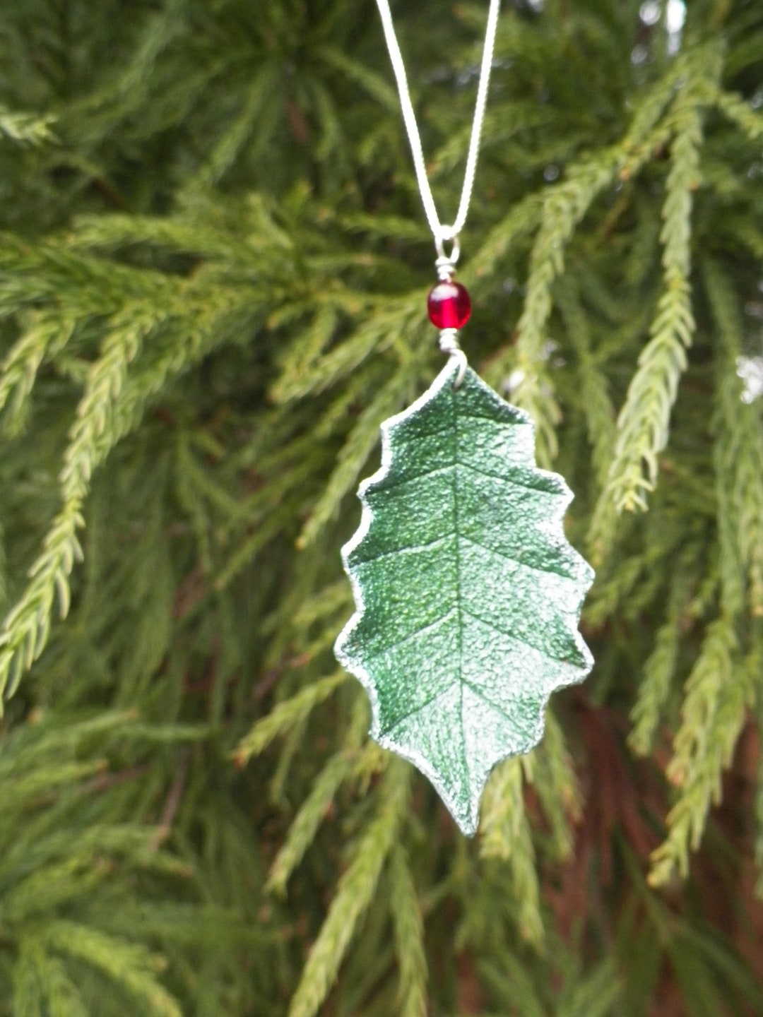Holly Leaf Pendant Necklace - Etsy