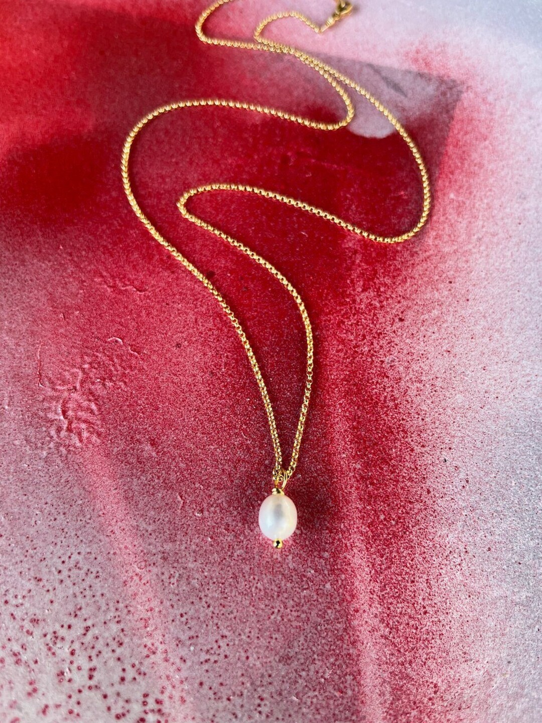 Single Freshwater Pearl Pendant Necklace: Sterling Silver, Gold Filled ...