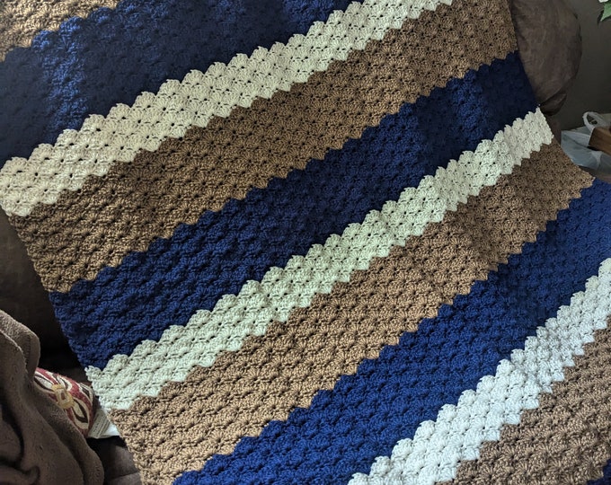 Navy Tan White Crocheted Shell Blanket - Etsy