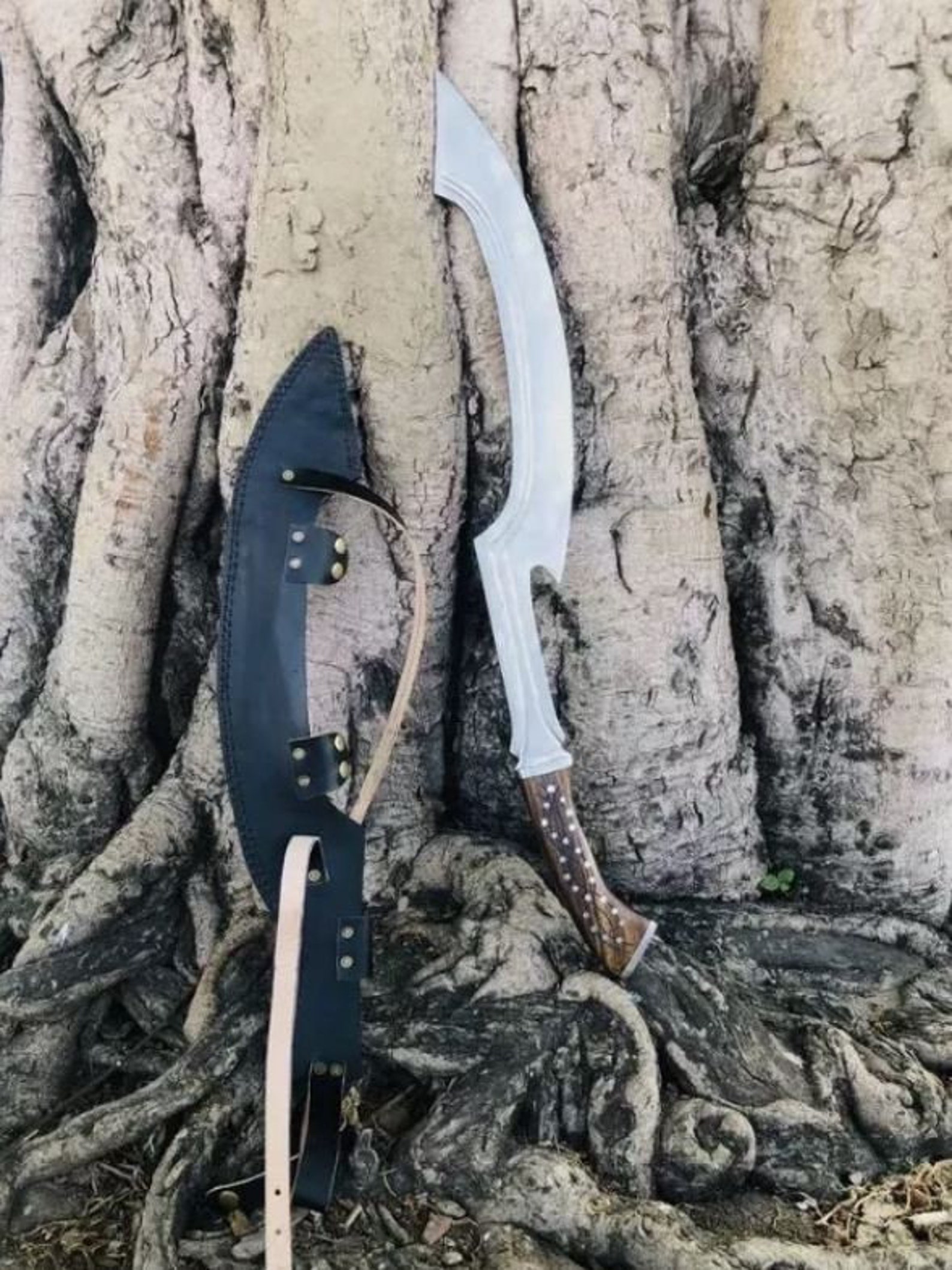 Custom Handmade Carbon Steel Blade Survival Khopesh Sword | Hunting ...