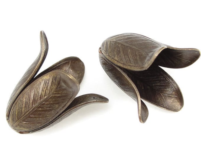 Vintaj MAGNOLIA LEAF Bead Caps - Antique Brass Beadcaps - Aged Natural ...