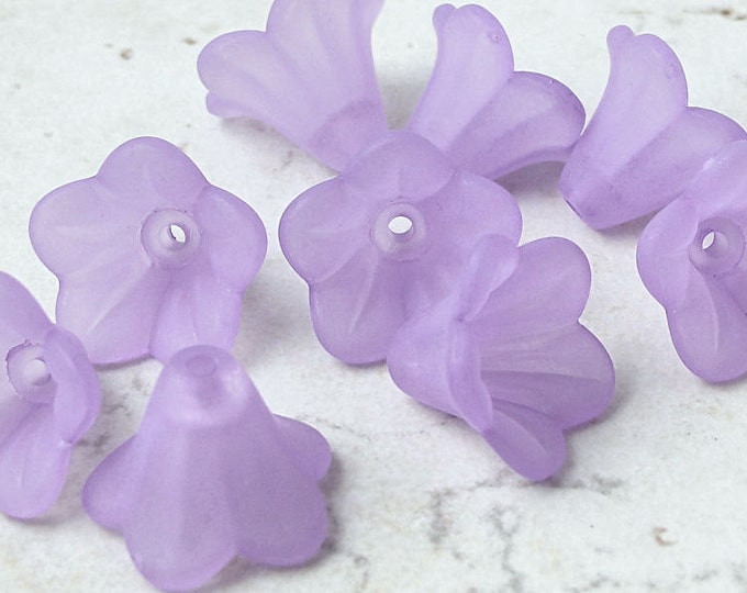 12 PERWINKLE PURPLE Flower Beads Frosted Lucite Flower Violet Light ...