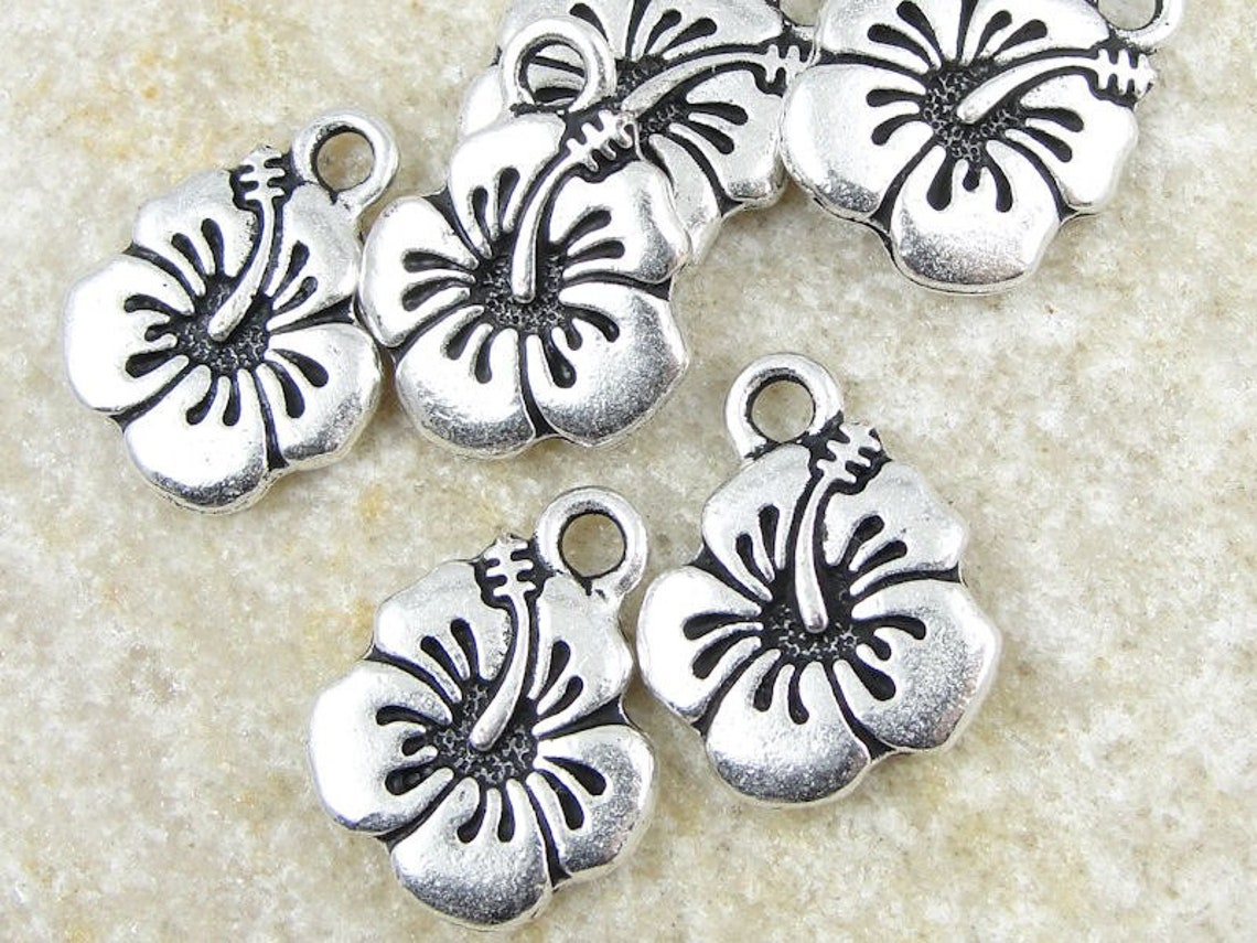 Silver Hibiscus Charms Hibiscus Flower Charms Tierracast Antique Silver ...