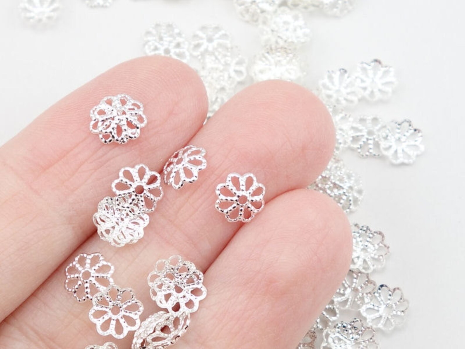144 Bright Silver Bead Caps 7mm Filigree Flat Shallow Caps - Etsy