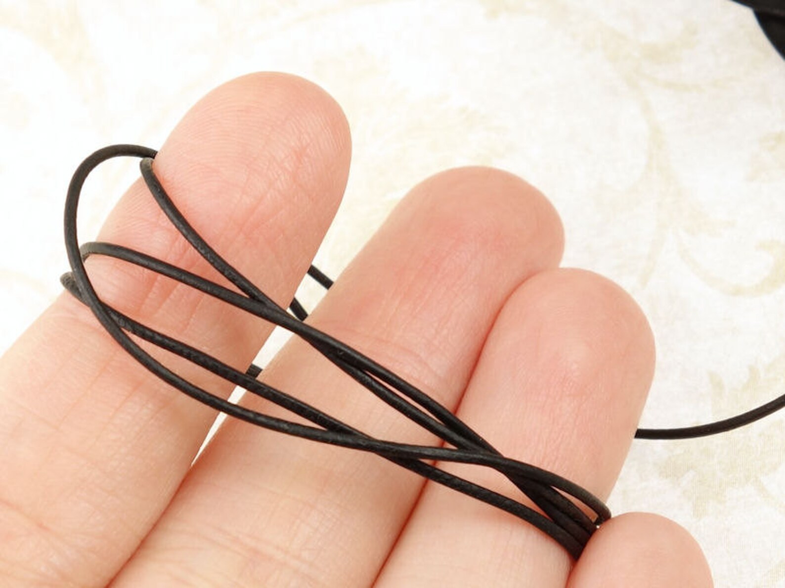 SKINNY LEATHER LACE 0.5mm Black Leather Cord Fine Cording | Etsy