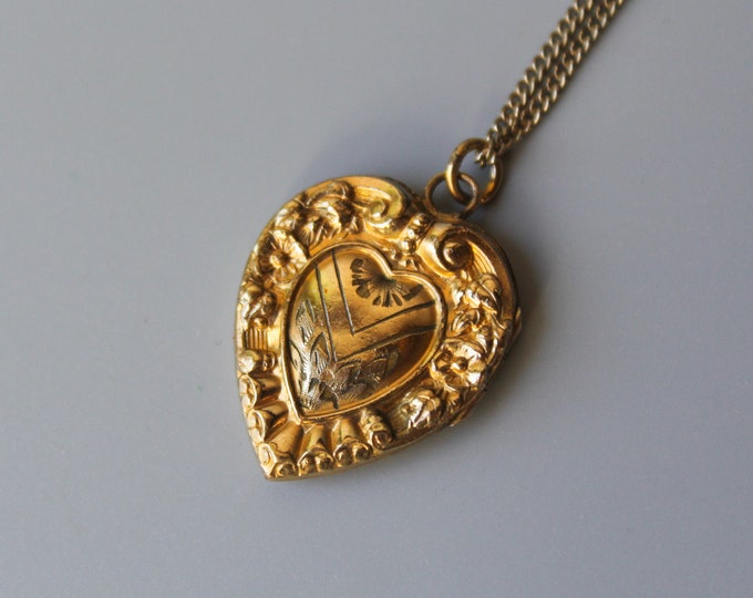 Vintage Sweetheart Locket / 1940s Gold Filled Floral Repoussé Heart ...