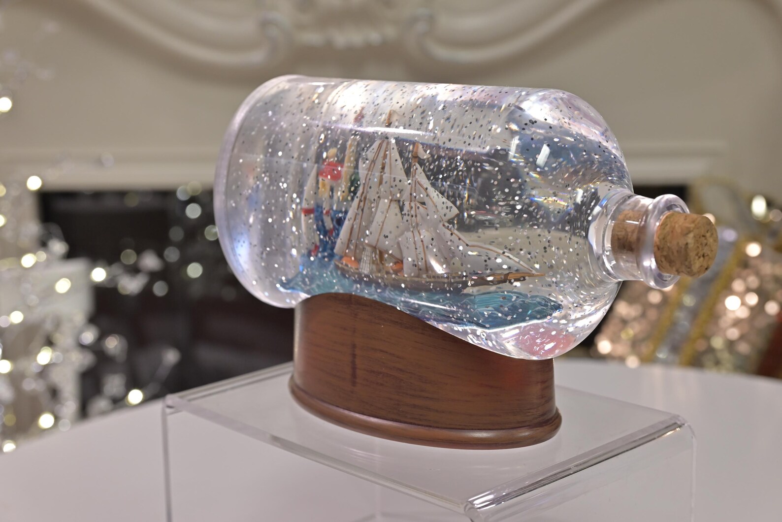 Sailboat Glitter Globe, LED Nautical Drift Bottle Lamp, Meaningful Gift ...
