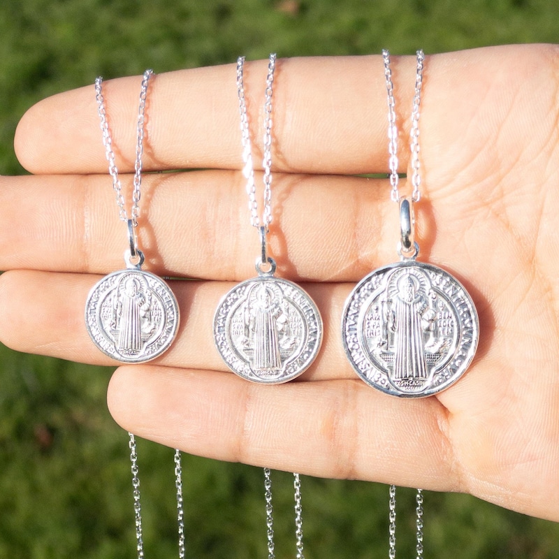 Benjamin St Just - Etsy Canada