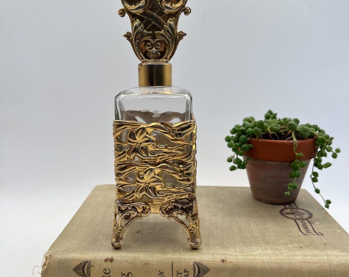 Vintage Musi Bottle Gold Filagree and Glass Vanity Perfume Hollywood ...