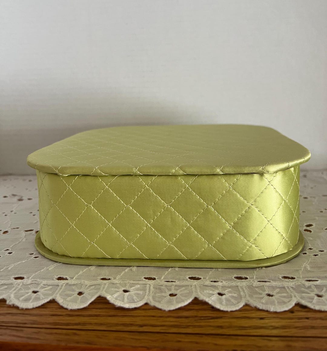 Vintage Quilted Hanky Storage Box Hankie Handkerchief - Etsy