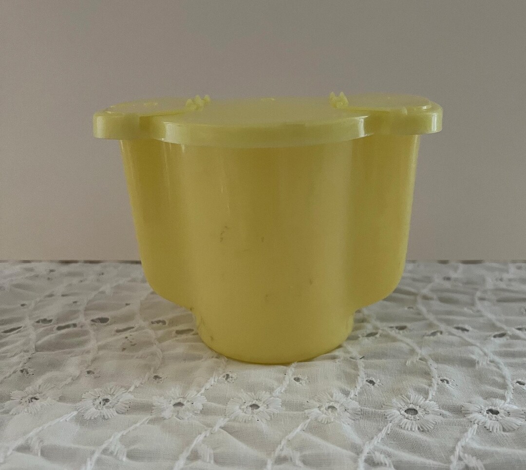 Vintage Yellow Tupperware Sugar Bowl Dispenser Flip Top Kitchen 577-1 ...