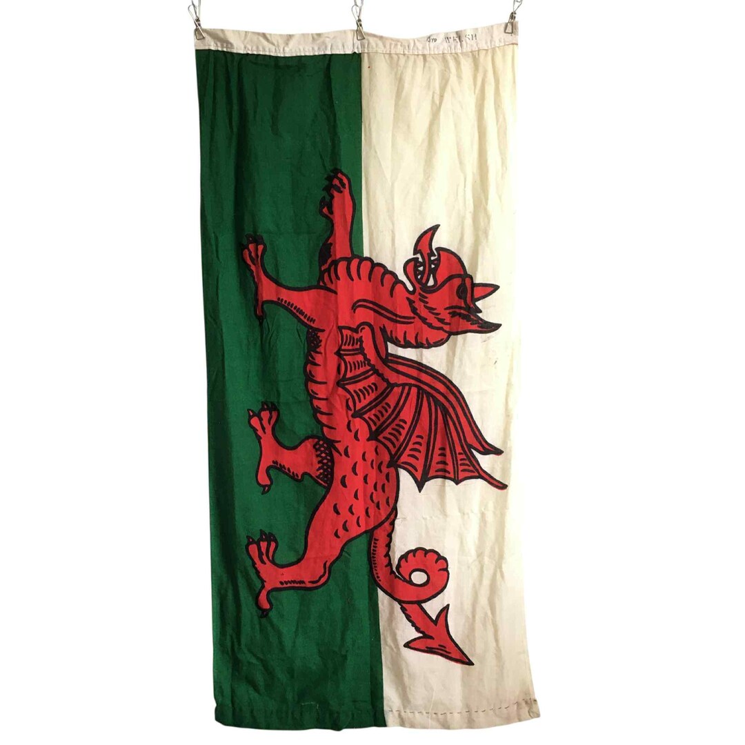 Vintage Wales Flag - Etsy