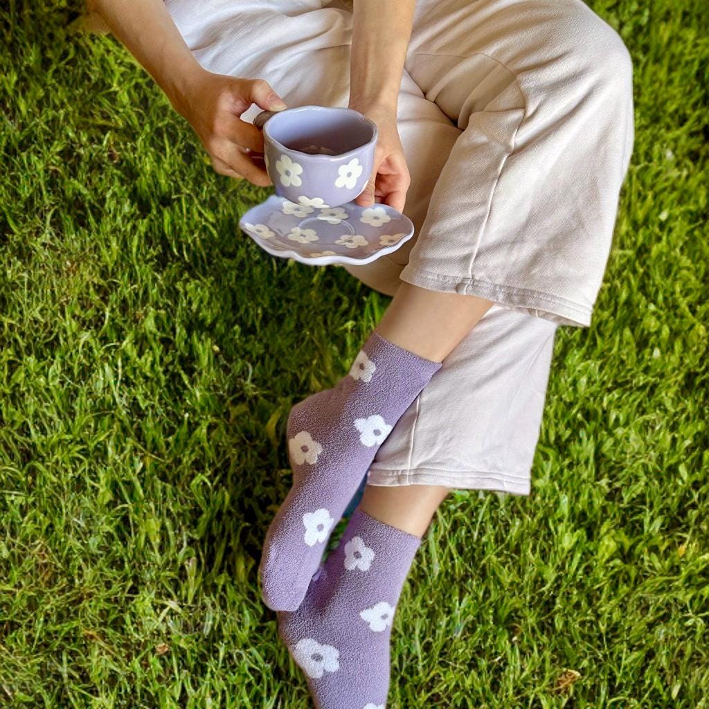 Mug & Sock Womens Gift Set, Purple Daisy Flowers Design, Girly Ceramic ...