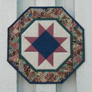 Quilted Star Table Topper (EDTT17) - Etsy