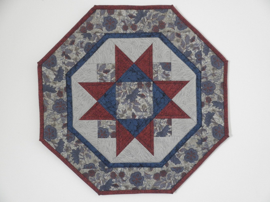 Quilted Star Table Topper (EDTT27) - Etsy