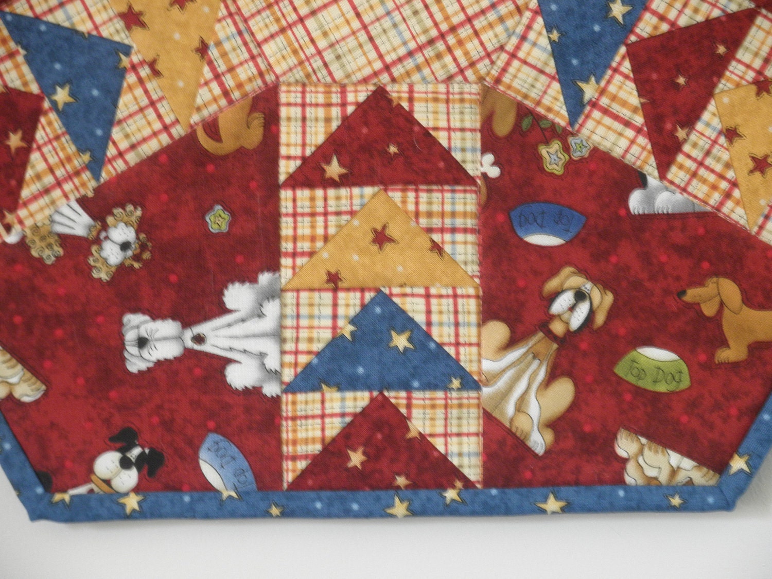 Quilted Flying Geese Table Topper (UNTT26) Puppy Dogs - Etsy