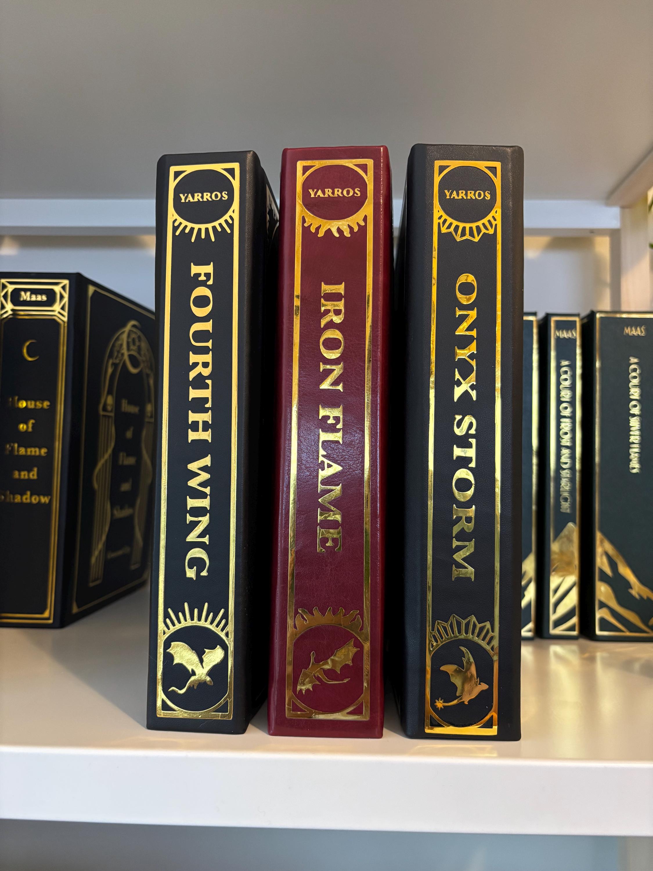 Fourth Wing, Iron Flame Book and Onyx Storm Cover Designs, PNG Book ...