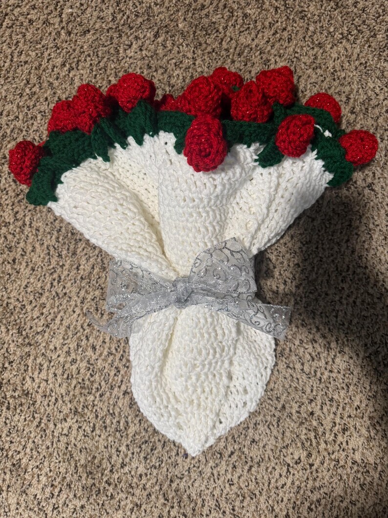Crochet Rose Bouquet Blanket - Etsy