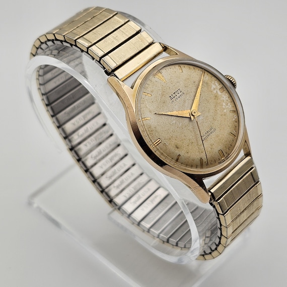 Vintage Altus Watch - Gem